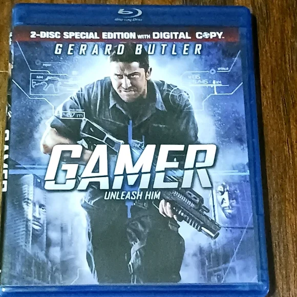 Gerard Butler Gamer Wallpaper